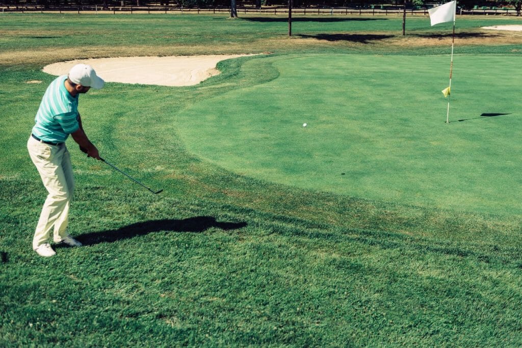 What is a Chip (in Golf Terms)? • Honest Golfers