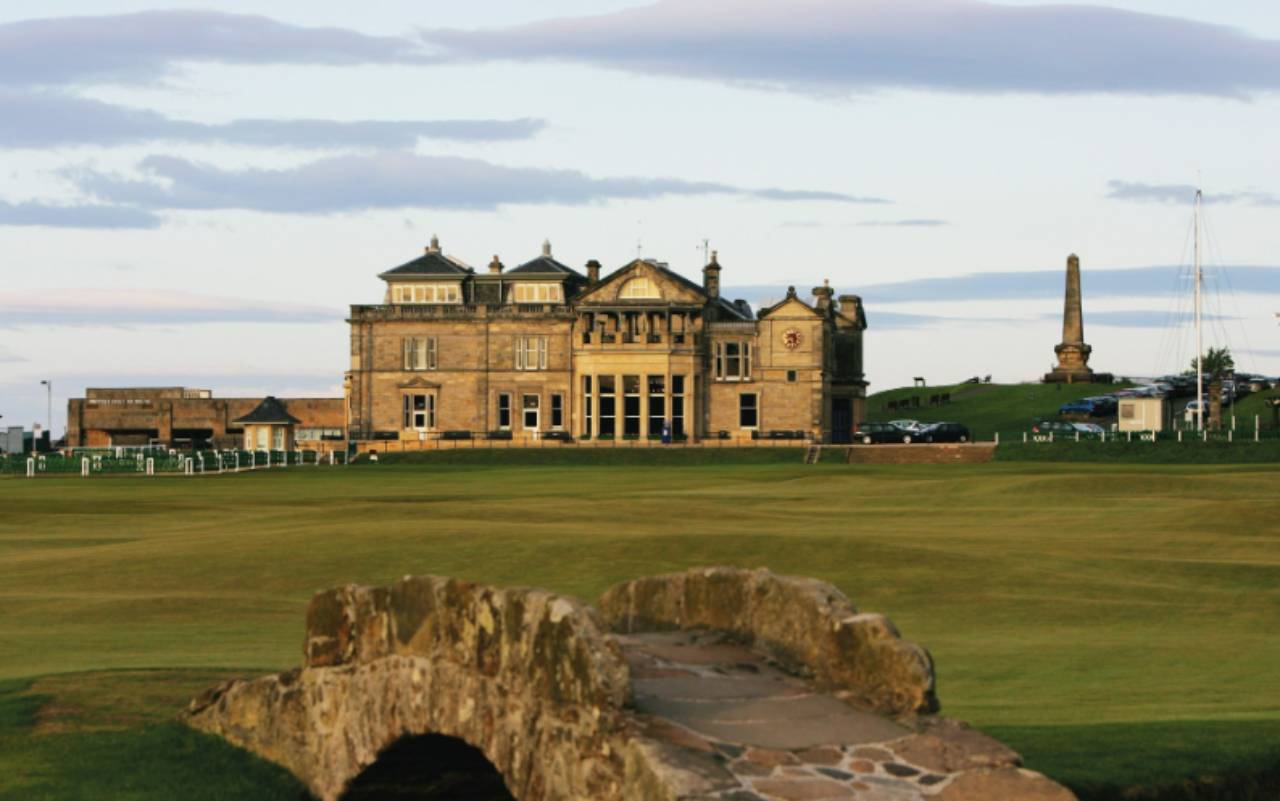 In 1754: Royal & Ancient Golf Club of St. Andrews • Honest Golfers