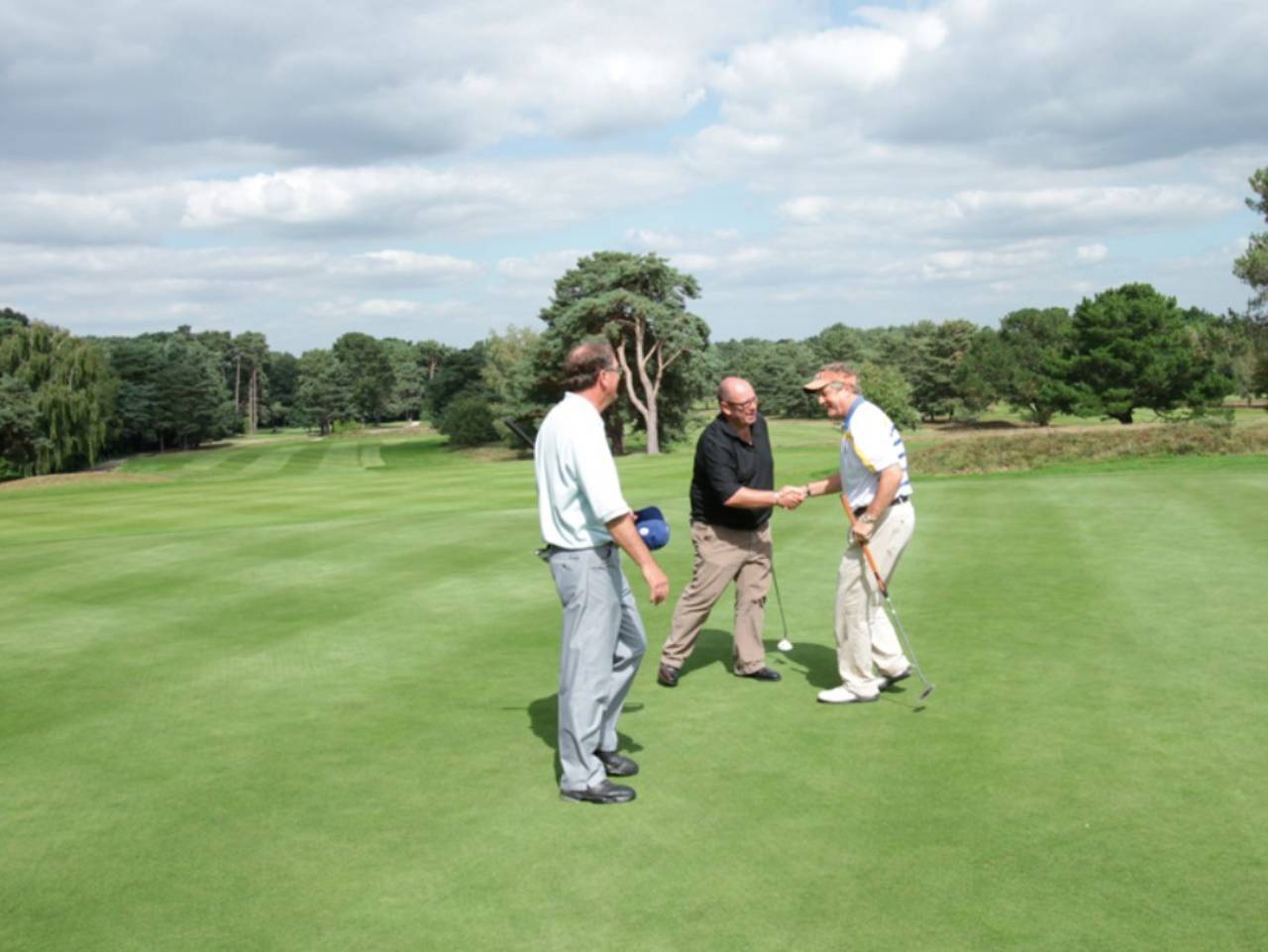 How Do Golf Memberships Work? • Honest Golfers
